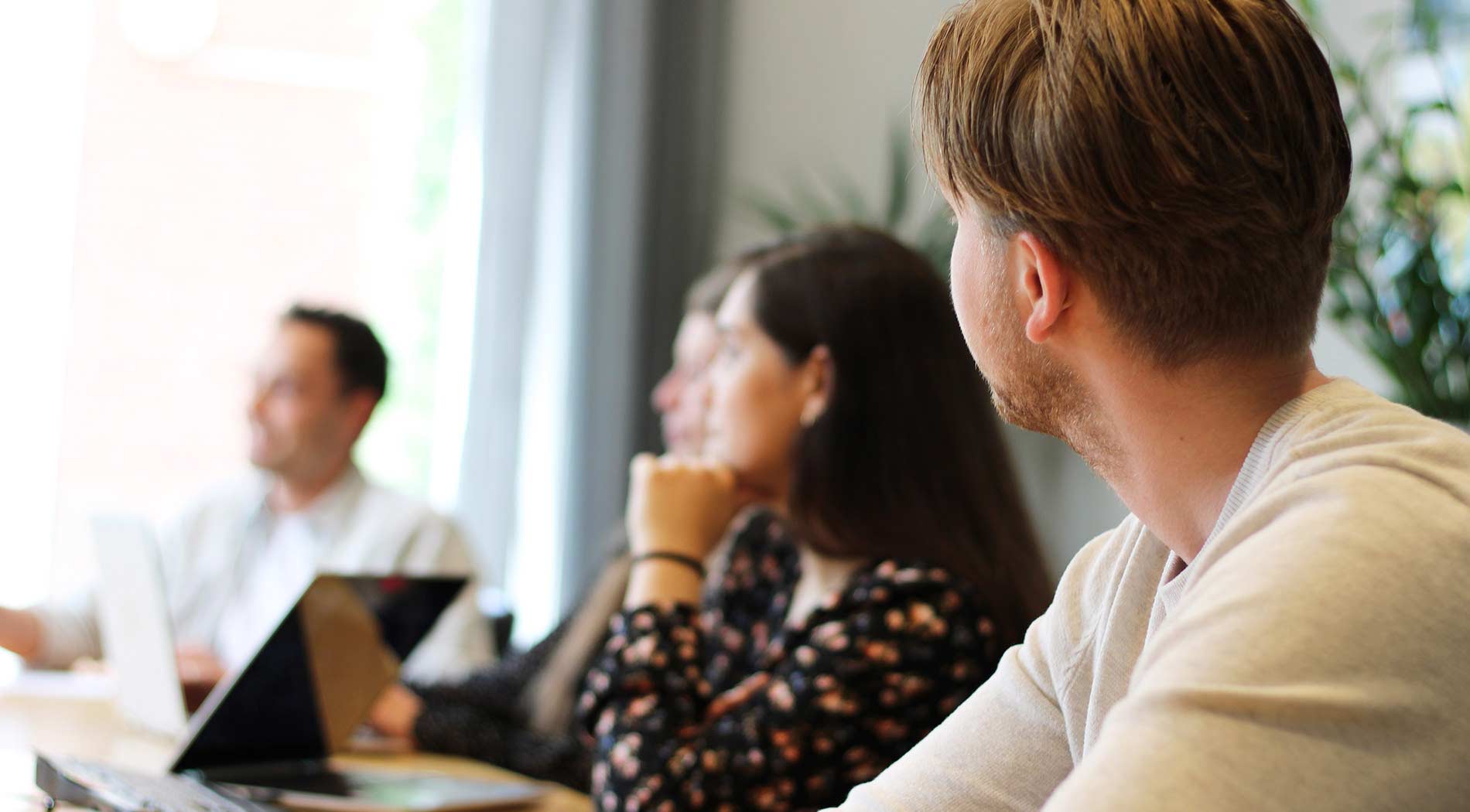 Hezelburcht Subsidieadviesbureau | Uw kennis- en innovatiepartner