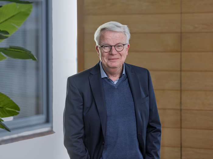 Jos van Maasacker, MSc - Hezelburcht Grants